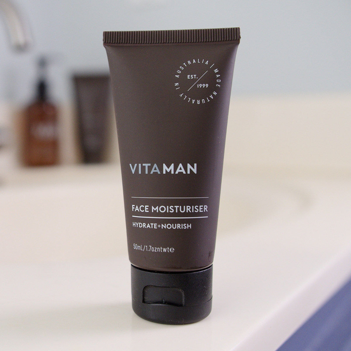Best Natural Essential Daily Skincare Routine For Men | VITAMAN USA